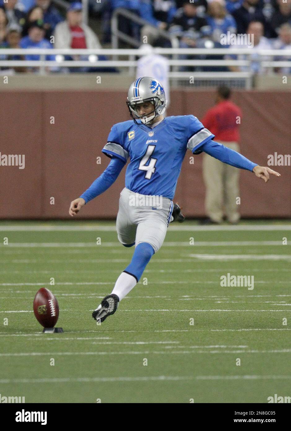 Detroit Lions kicker Jason Hanson (4) kicks off during the second ...