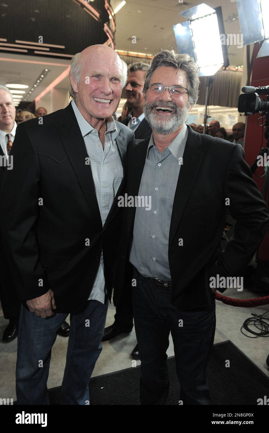 Terry Bradshaw and Kurt Russell attend Walgreens 8000th Store Opening ...