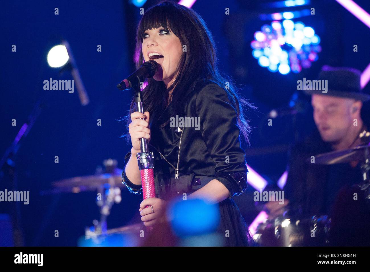 Singer Carly Rae Jepsen performs during the CFL's 100th Grey Cup ...