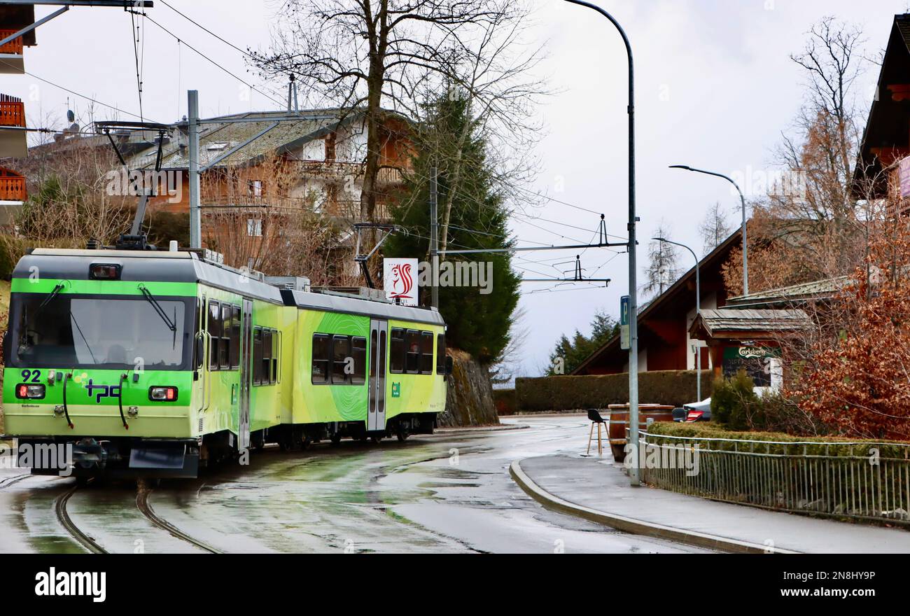 Train de transport local hi-res stock photography and images - Alamy