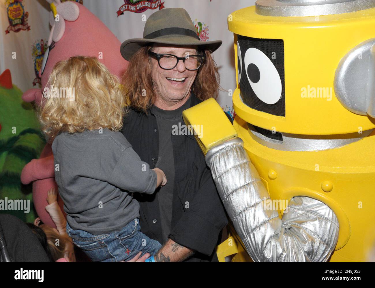 Bob Forrest attends Yo Gabba Gabba! Live!: Get The Sillies Out! 50 ...