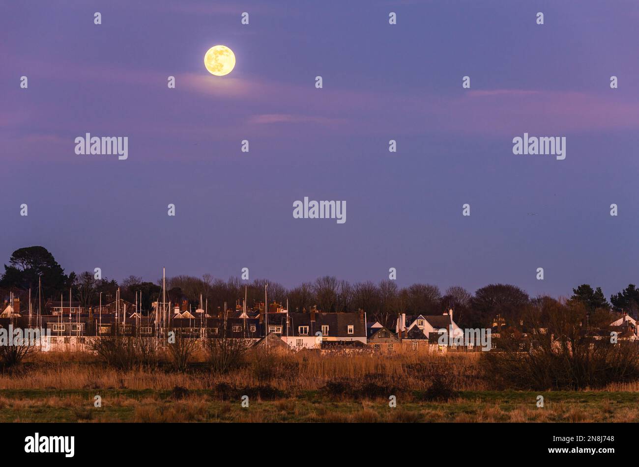 The rising moon hi-res stock photography and images - Alamy