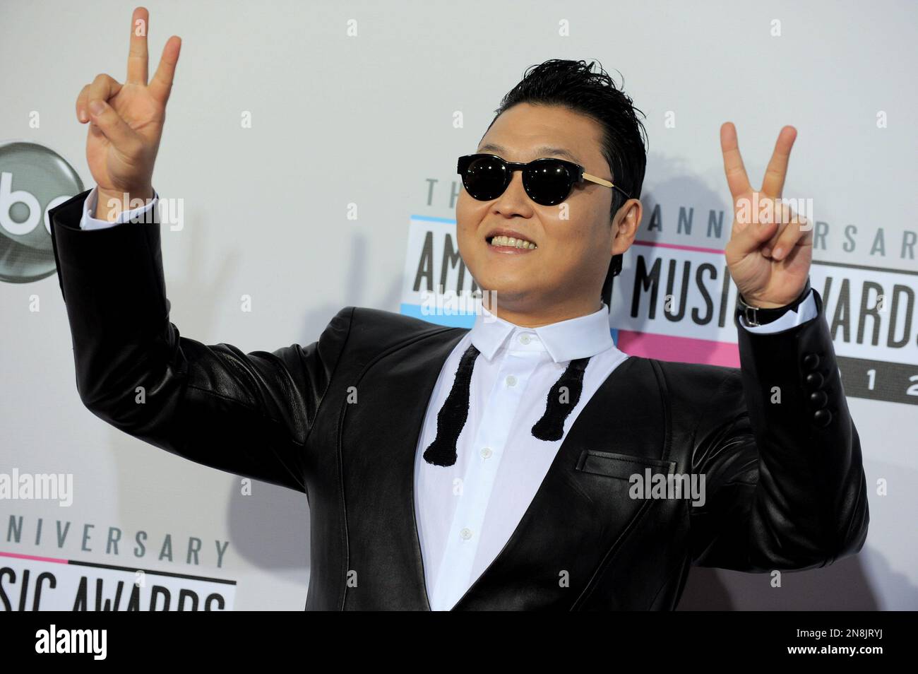 South Korean rapper PSY arrives at the 40th Anniversary American Music ...