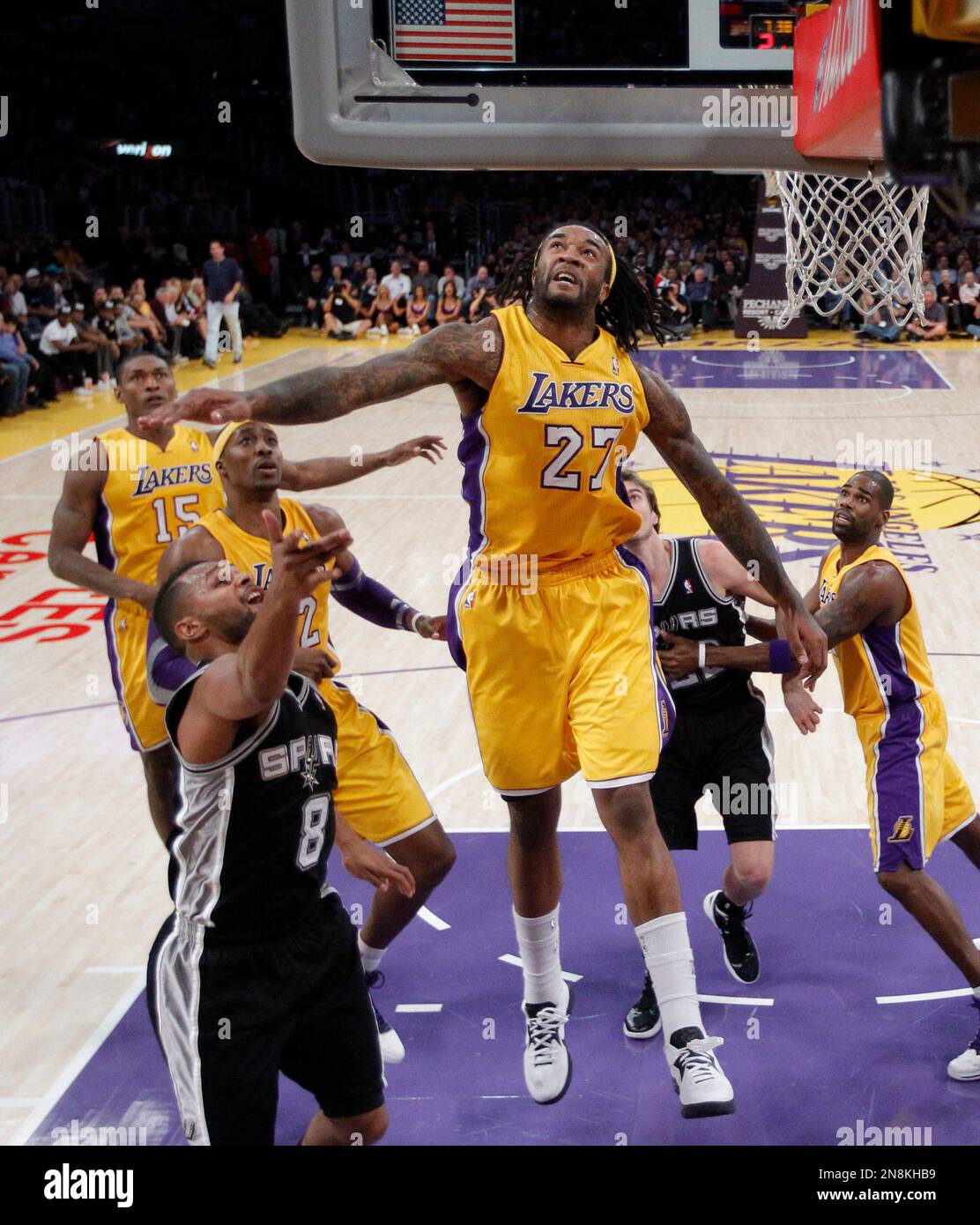 Los Angeles Lakers' Jordan Hill puts up a shot in the second half of an ...