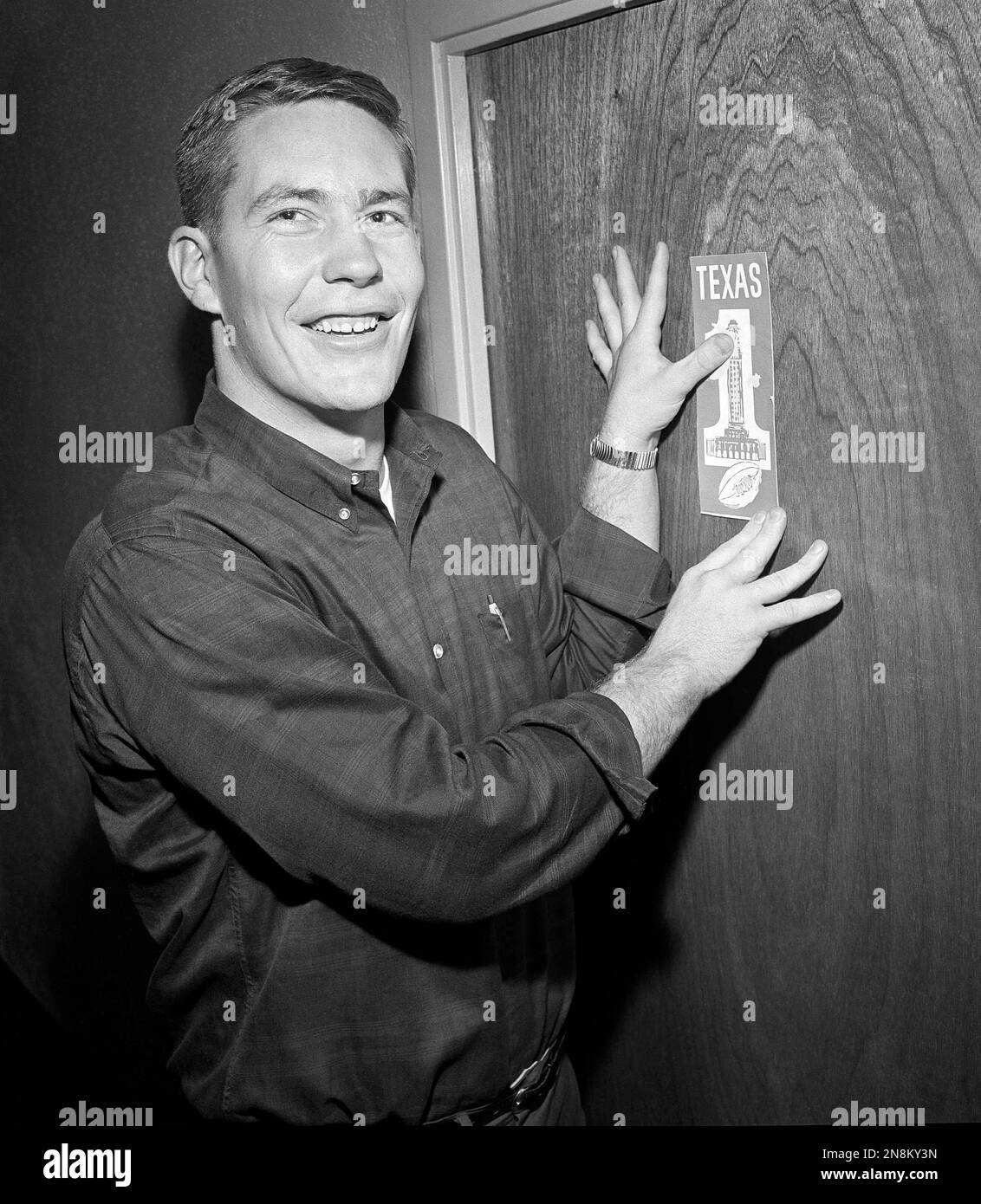 University of Texas' all-American tackle Scott Appleton, proud that his ...