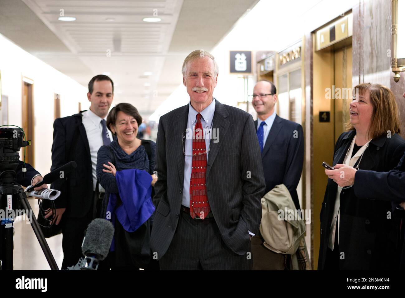 Sen.-elect Angus King, I-Maine, center, the former governor of Maine ...