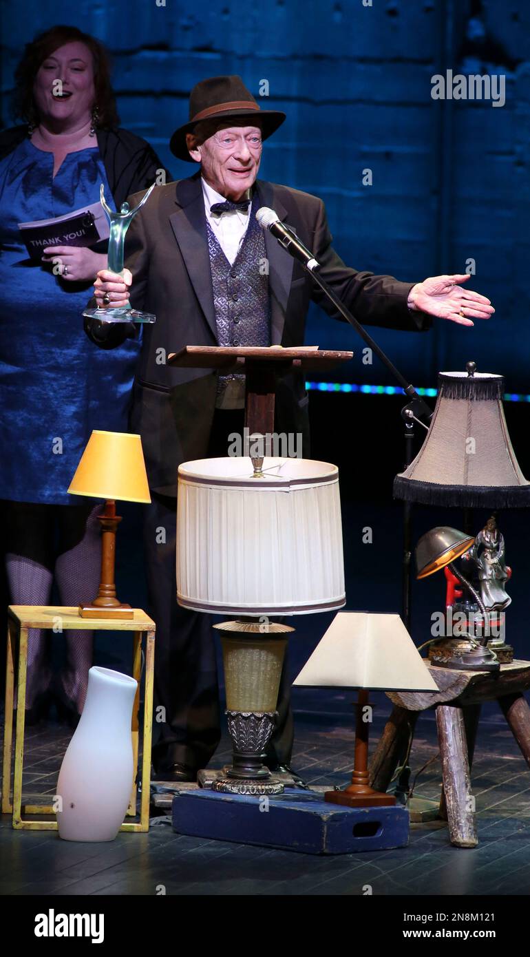 Alan Mandell accepts his Ovation for Lead Actor in a Play for his role ...