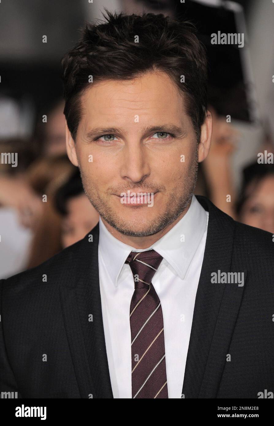 Peter Facinelli attends the world premiere of "The Twilight Saga ...