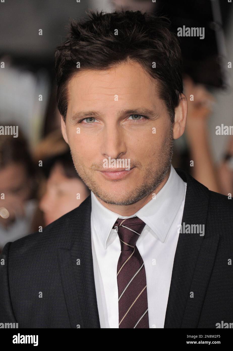 Peter Facinelli attends the world premiere of "The Twilight Saga ...