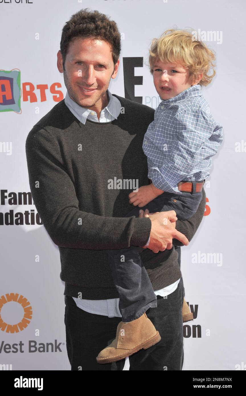 Mark Feuerstein attends the "Express Yourself" creative arts fair at ...