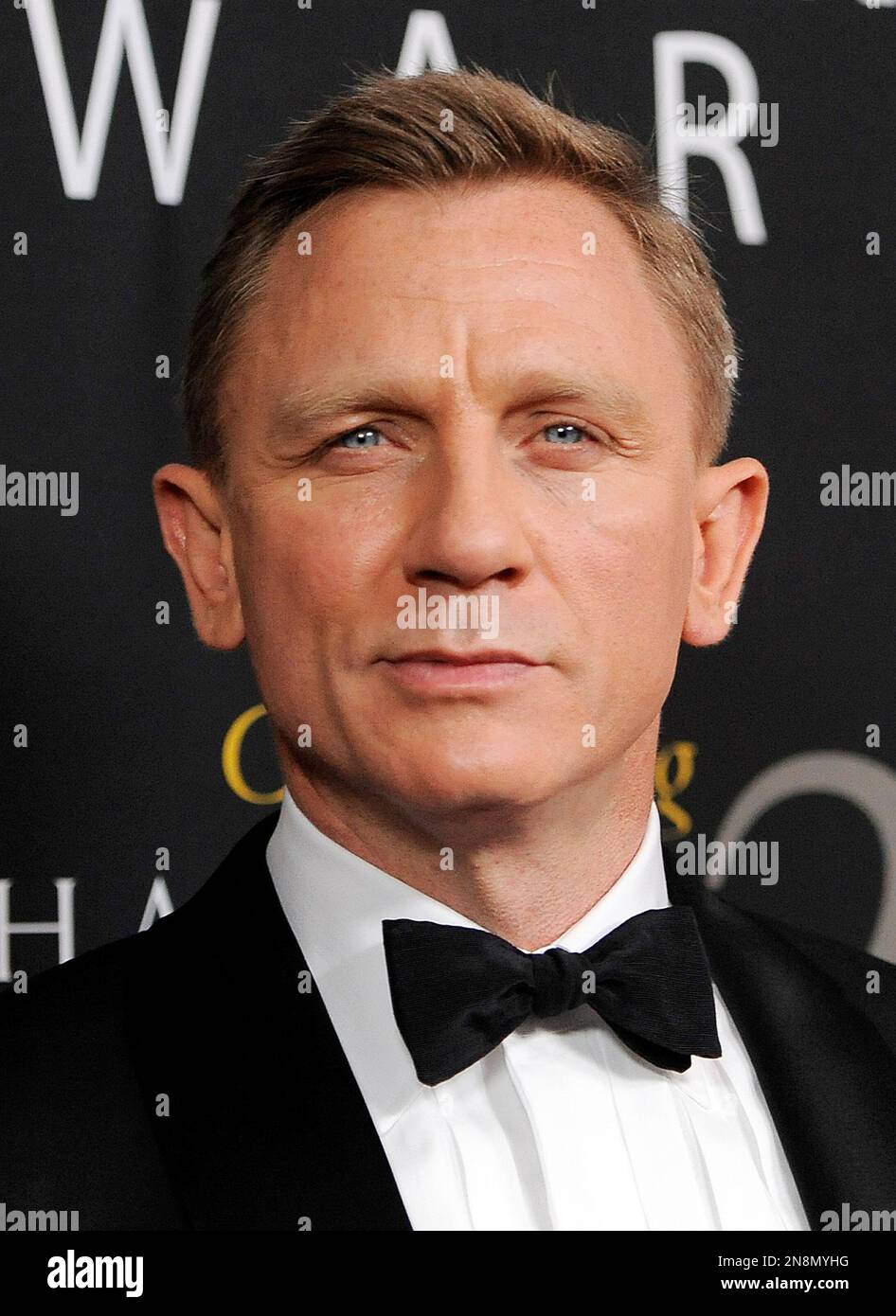 Honoree Daniel Craig poses at the BAFTA Los Angeles 2012 Britannia ...