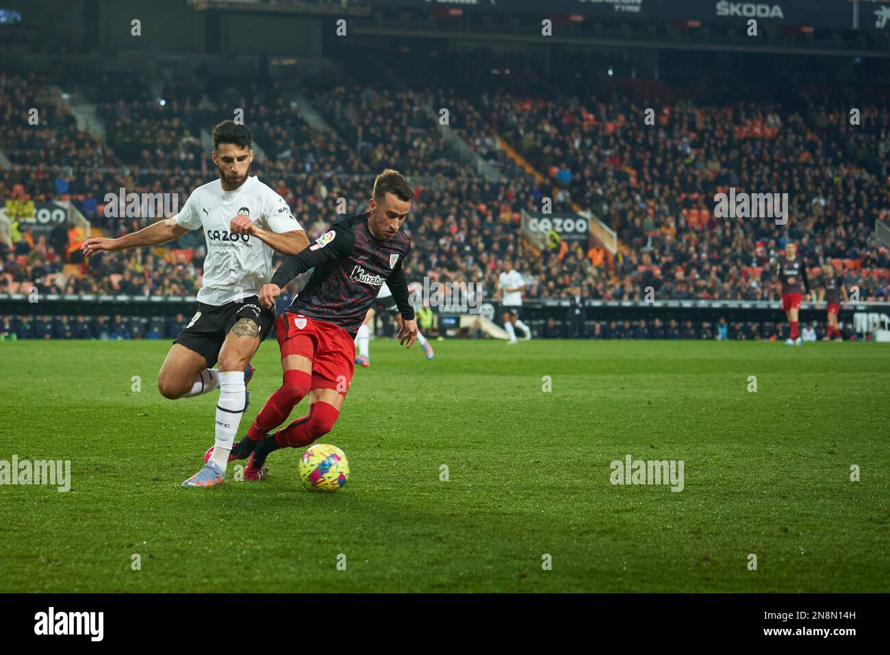 Escudo r hi-res stock photography and images - Alamy