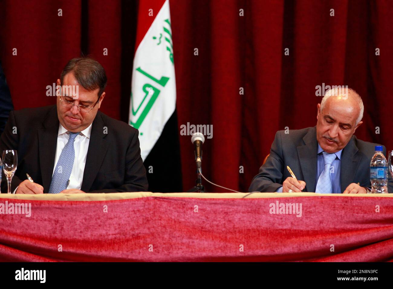 Gati Al-Jebouri, left, Executive Director of LITASCO LUKOIL global ...