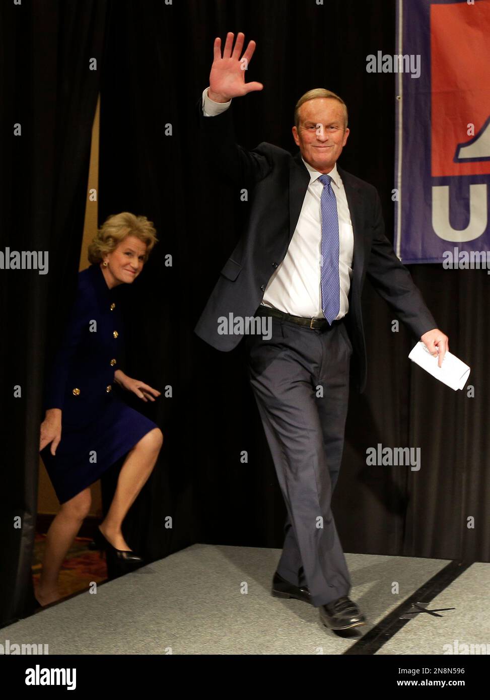 U.S. Senate candidate, Rep. Todd Akin, R-Mo., with his wife Lulli take ...
