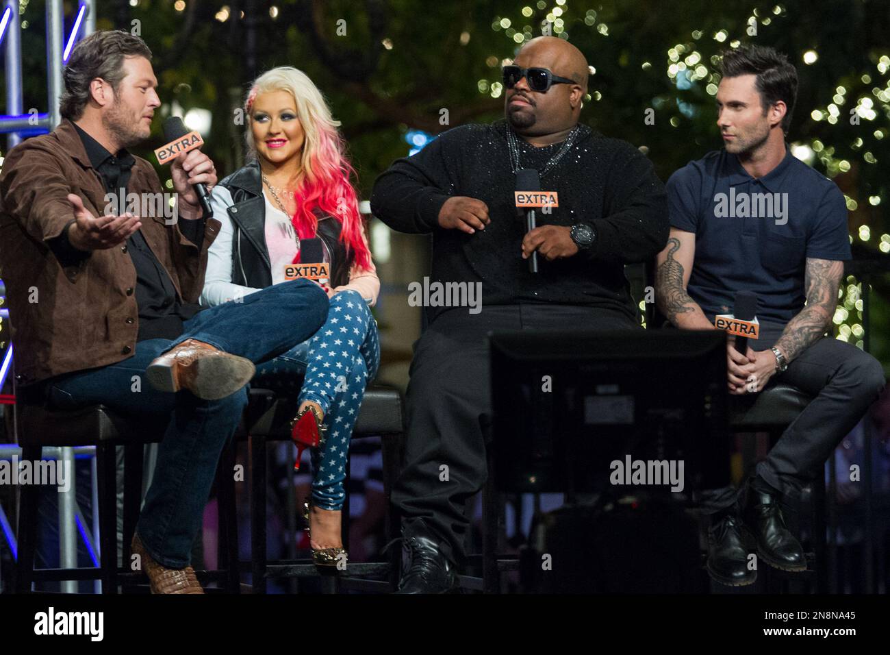 Blake Shelton, Christina Aguilera, Cee-Lo Green, and Adam Levine on ...