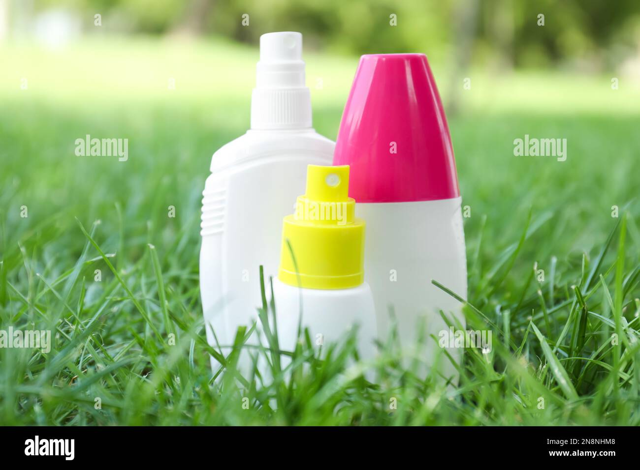 Spray bottles mosquito repellent hi-res stock photography and images ...