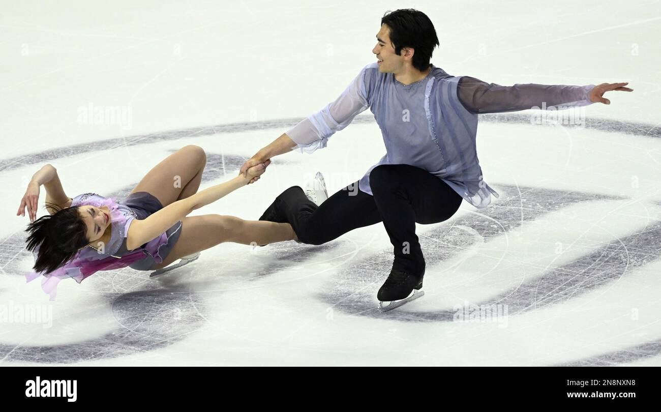 Emily Chan and Spencer Akira Howe of the United States compete in the ...
