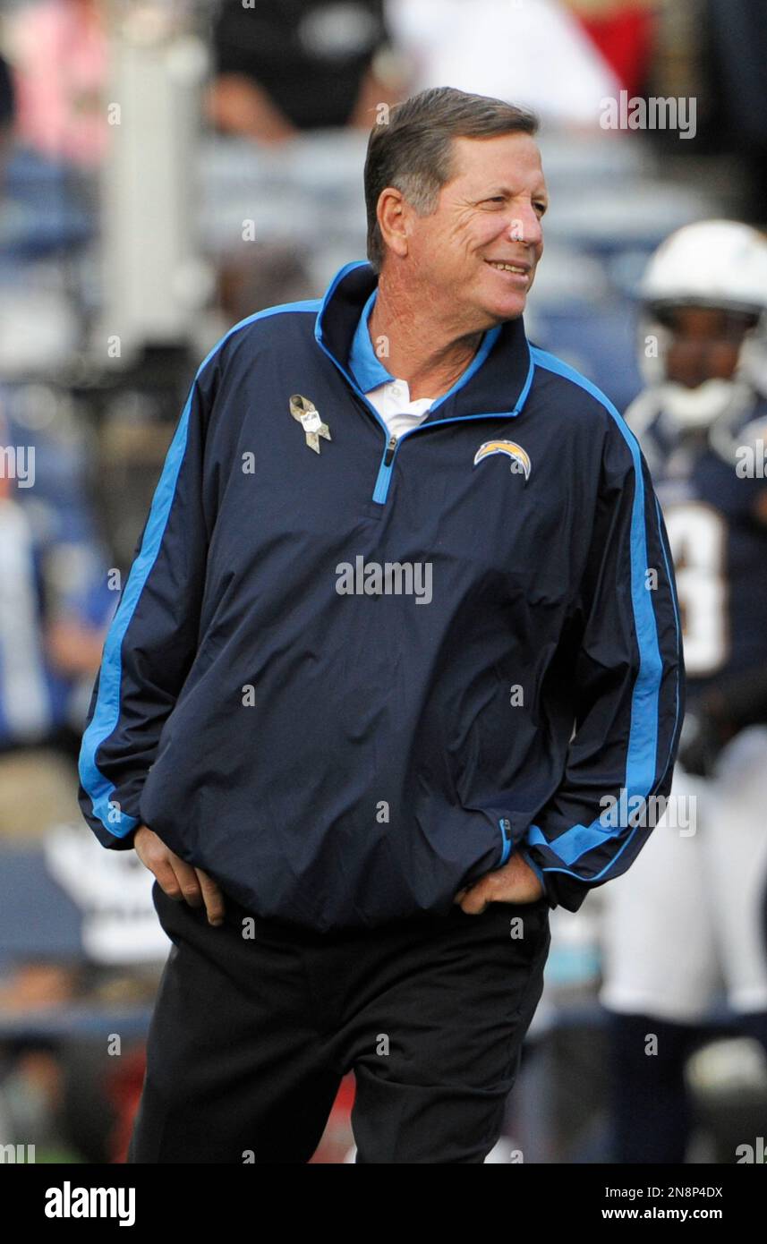 San Diego Chargers head coach Norv Turner looks on before an NFL ...