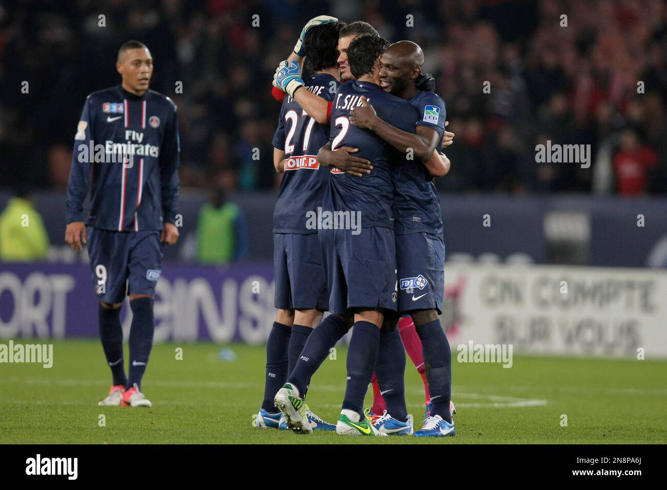 Paris team players celebrate their victory, in their French League Cup ...