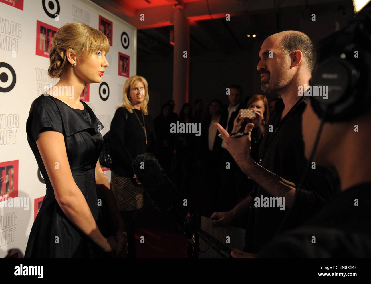 Taylor Swift and Target celebrate Target Deluxe Exclusive Edition of ...