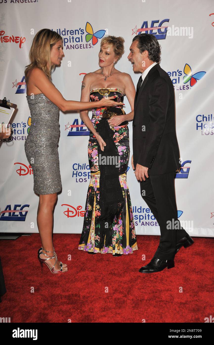 Heidi Klum, left, Melanie Griffith, Antonio Banderas, and Jamie Lee ...