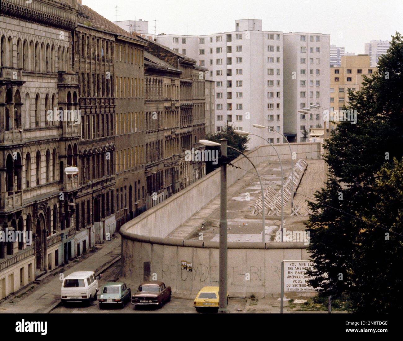 A section of the Berlin Wall and apartment buildings, July 1981. (AP ...