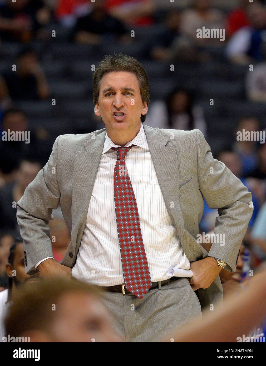 Los Angeles Clippers head coach Vinny Del Negro yells to team during ...