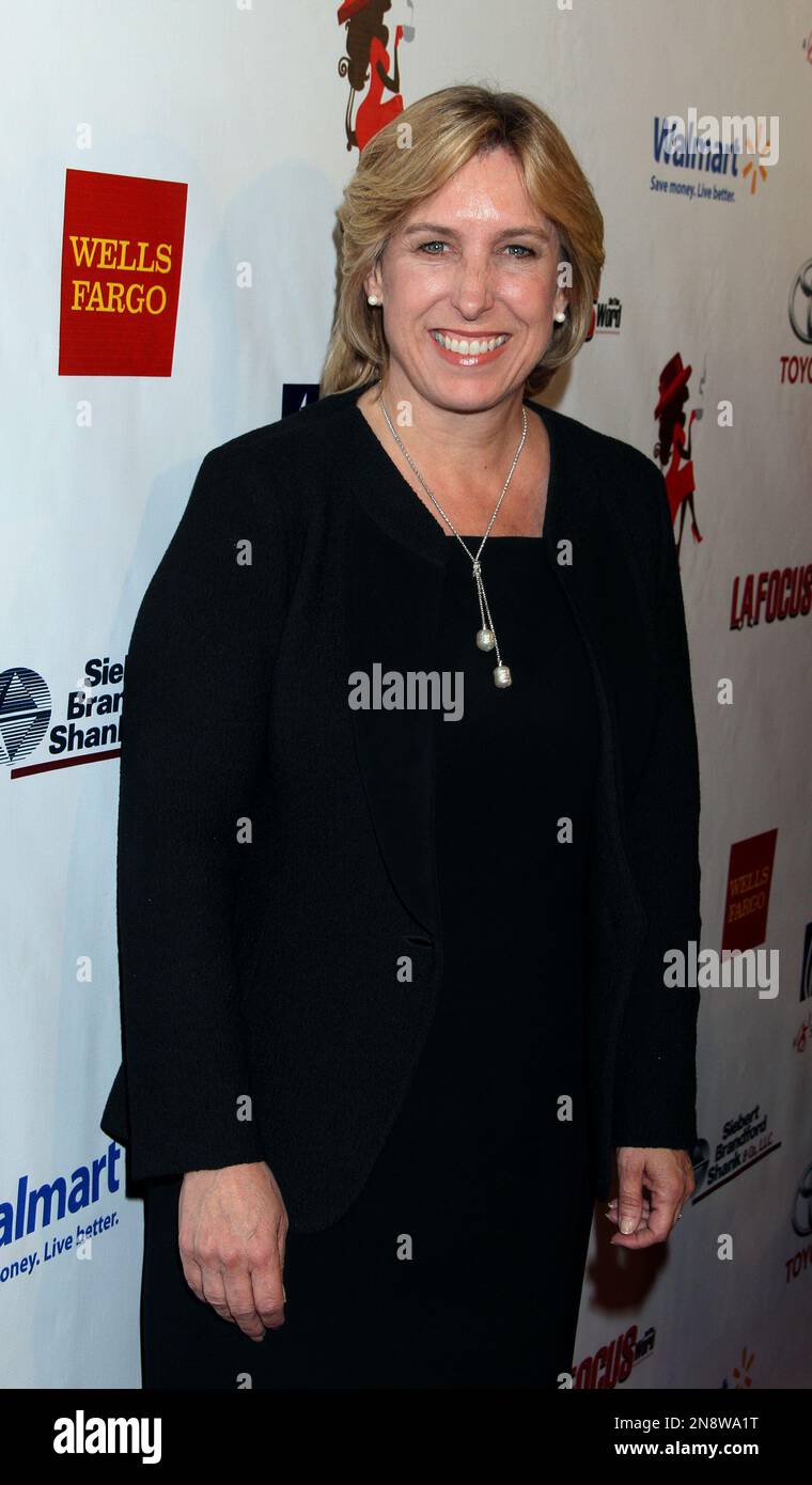 Los Angeles City Controller and Mayoral candidate Wendy Greuel arrives ...