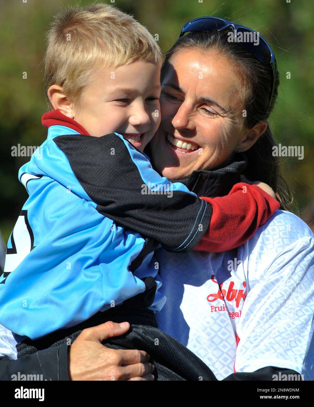 IMAGE DISTRIBUTED FOR LIBBY'S - Olympic soccer star Brandi Chastain ...