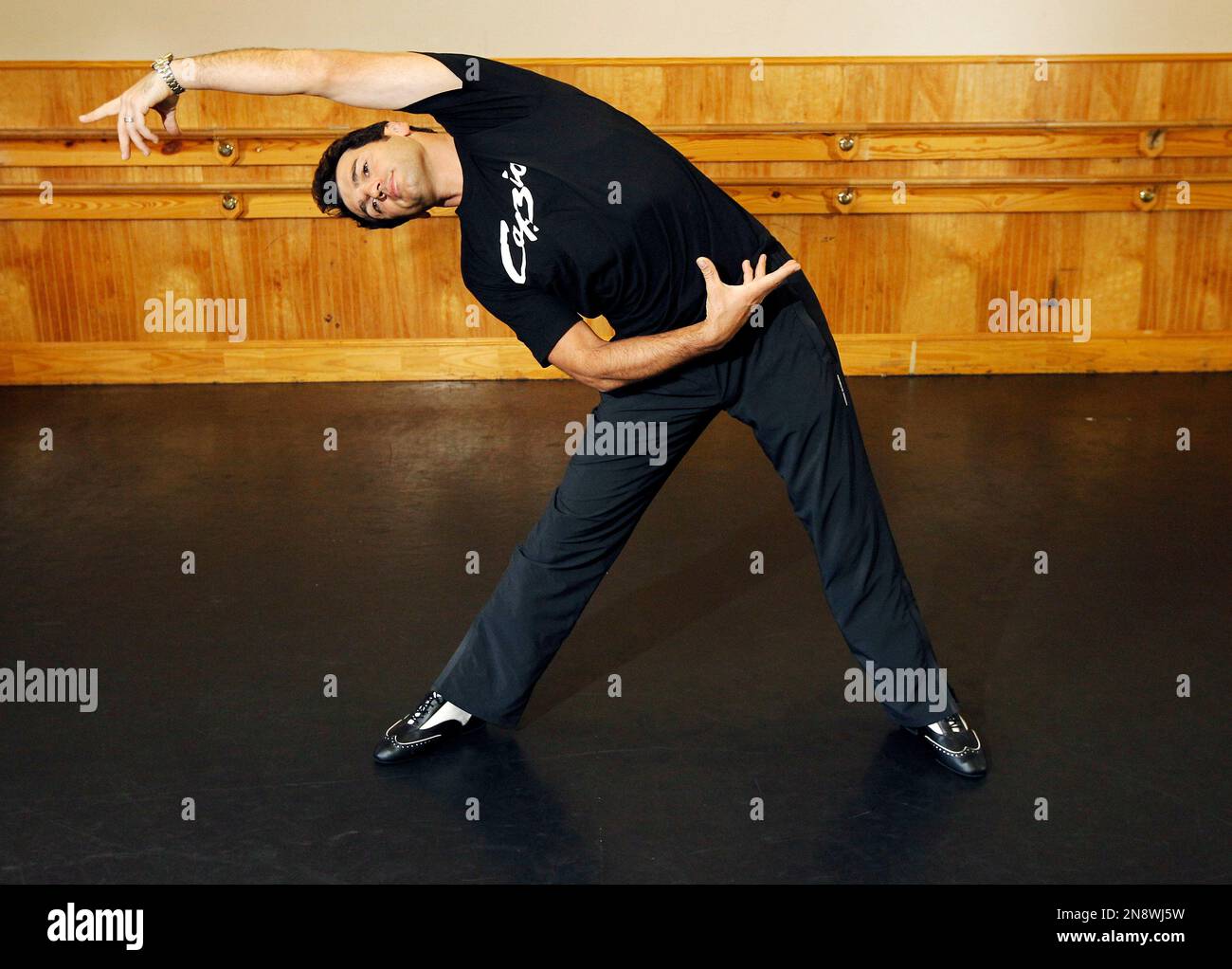 Tony Dovolani Dancing
