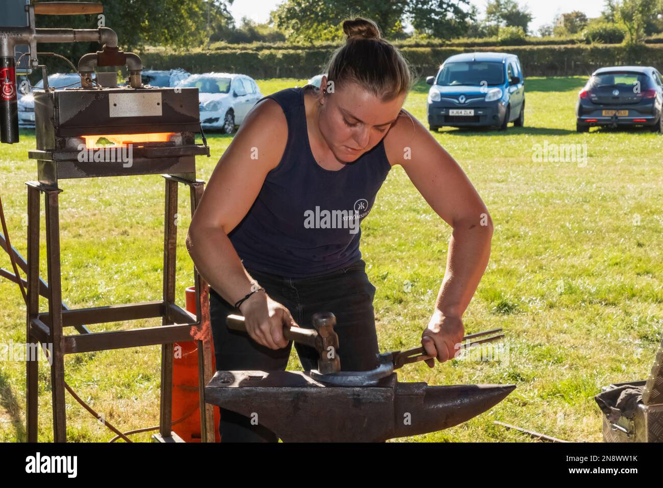Farrier girl horse hi-res stock photography and images - Alamy