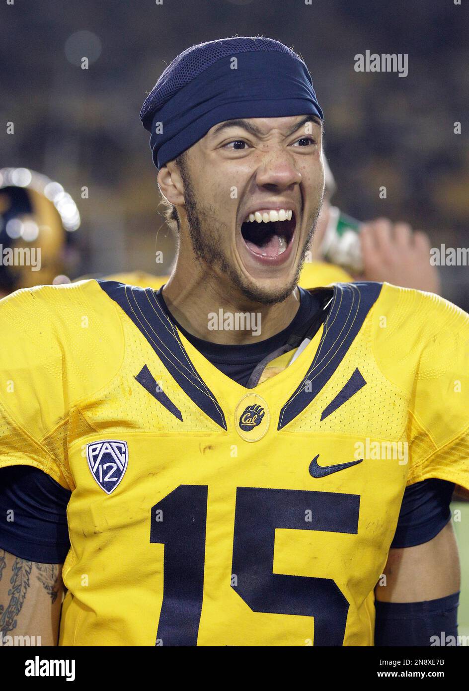 California quarterback Zach Maynard (15) celebrates after a 43-17 ...