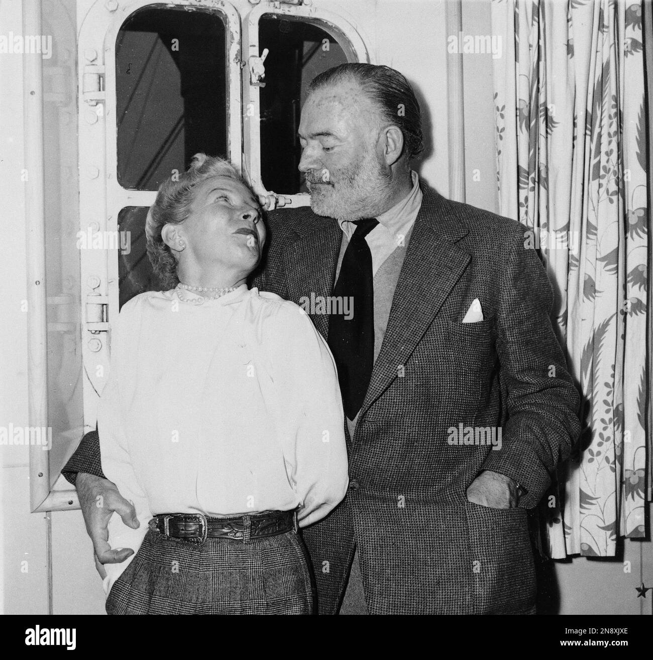 Ernest Hemingway And Mary Welsh MARY HEMINGWAY DIES AT 78; WROTE OF