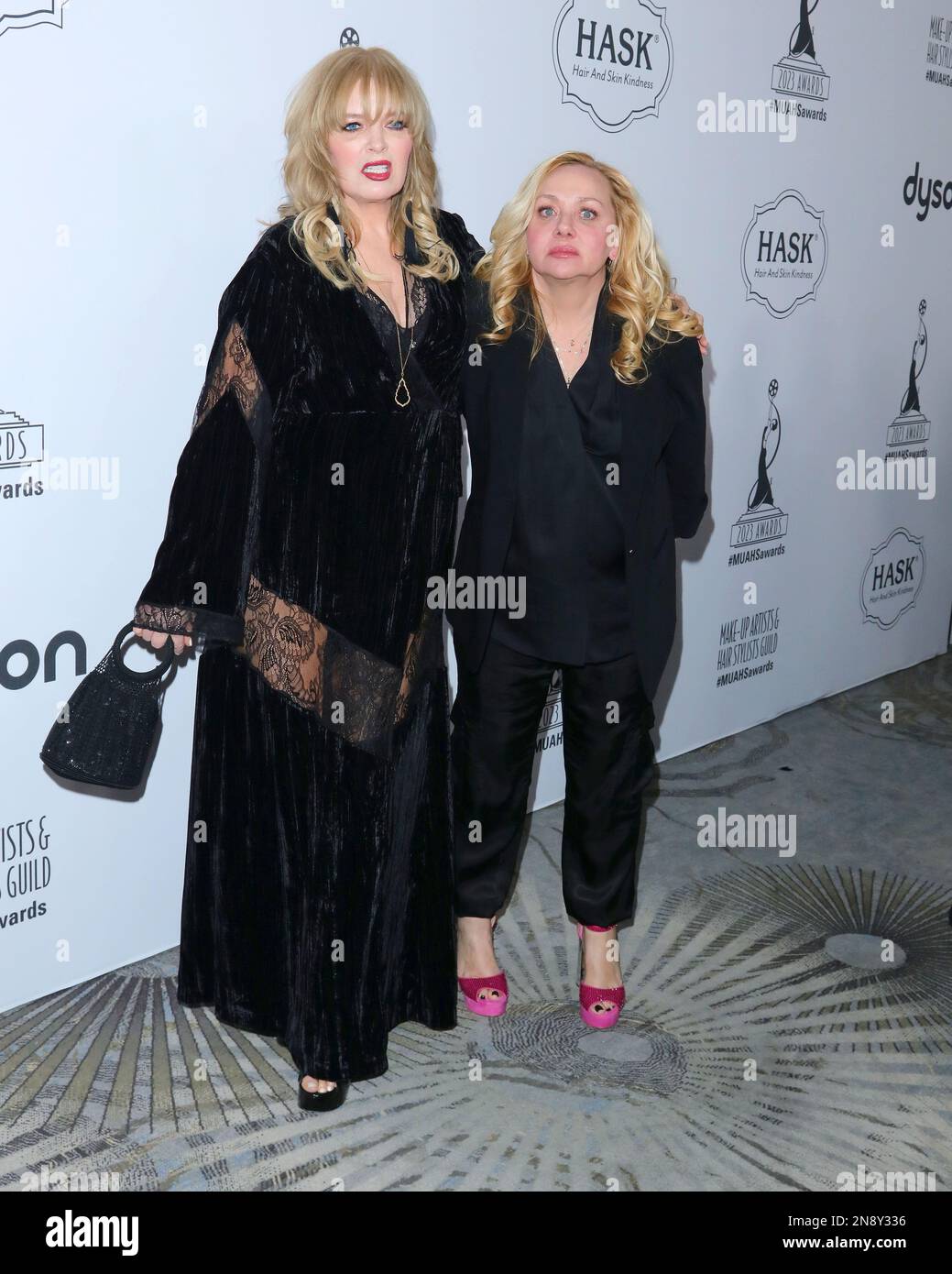 Melissa Peterman, Nicole Sullivan arrives at The 10th Annual MUAHS ...