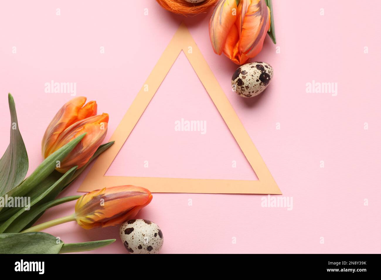 Flat triangular flowers hi-res stock photography and images - Alamy