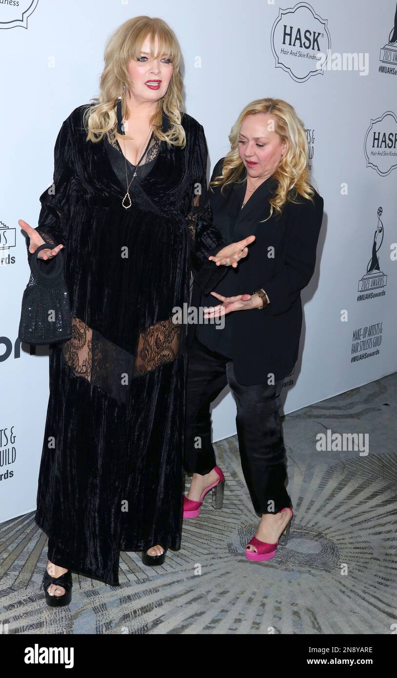 Beverly Hills, USA. 11th Feb, 2023. Melissa Peterman, Nicole Sullivan ...
