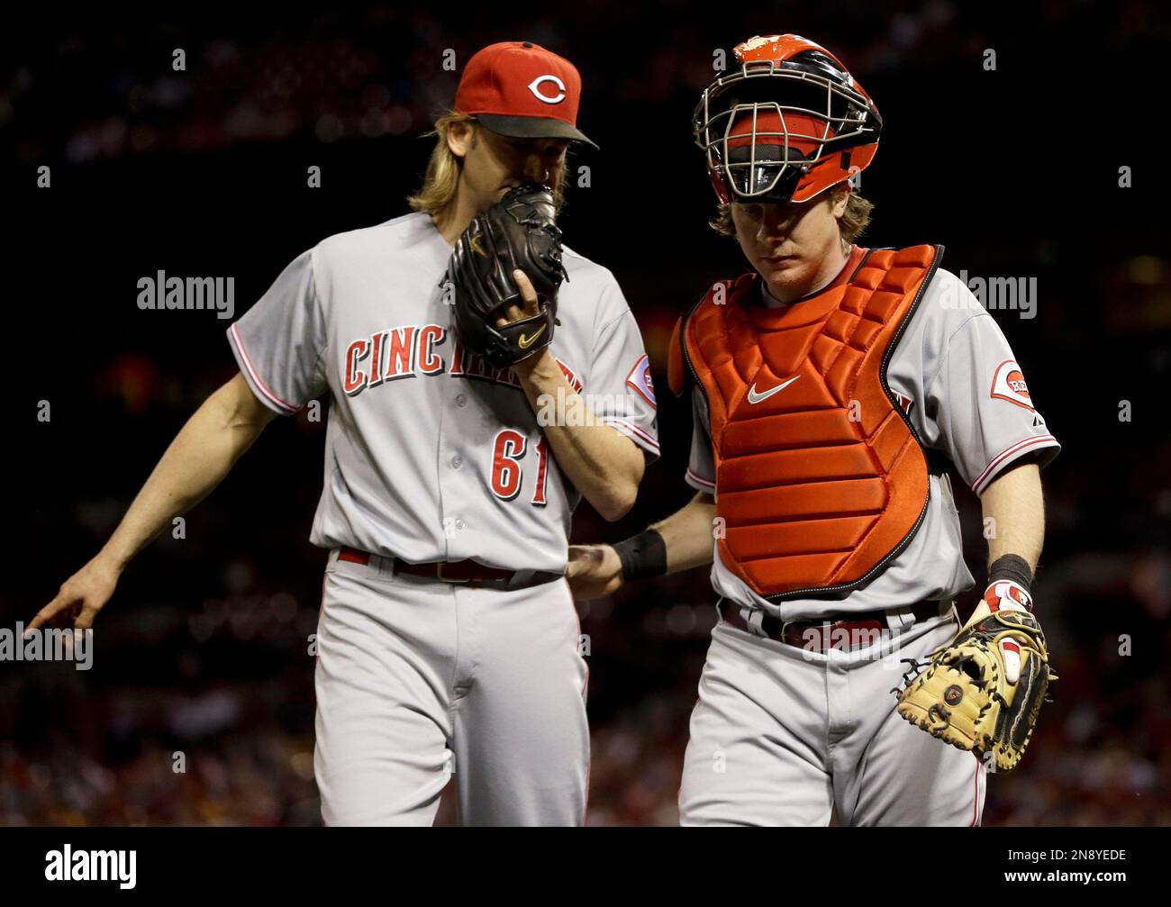 Cincinnati Reds starting pitcher Bronson Arroyo, left, and catcher Ryan ...