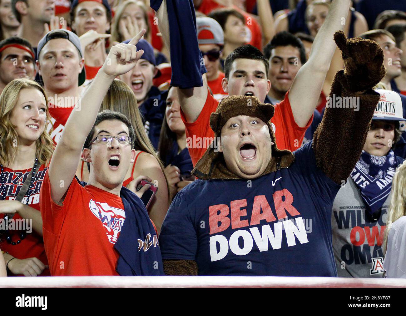 Arizona wildcat fans cheer for their team against Oregon State before ...