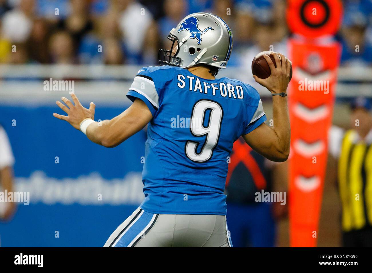 Detroit Lions quarterback Matthew Stafford (9) passes the ball during ...