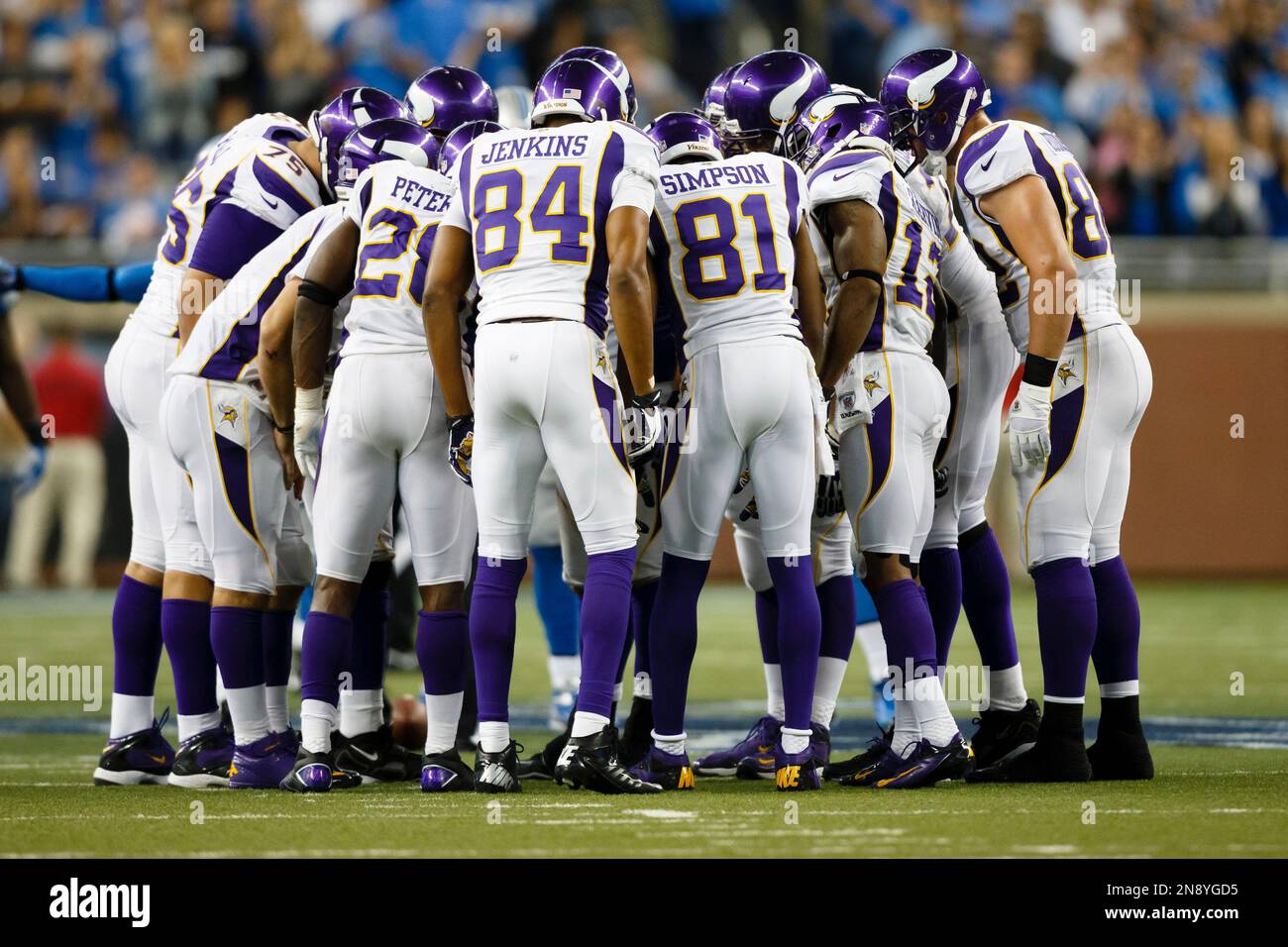 Minnesota Vikings offense huddle up during the second half of an NFL ...