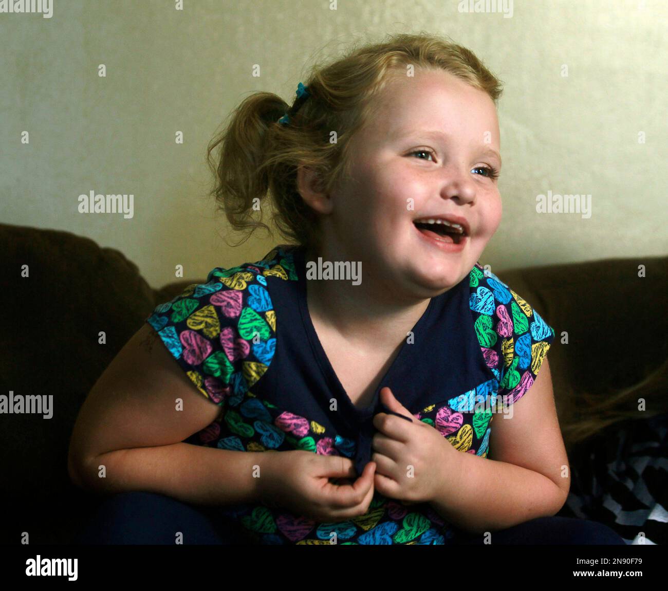 FILE - In this Sept. 10, 2012 file photo, seven-year-old beauty pageant ...