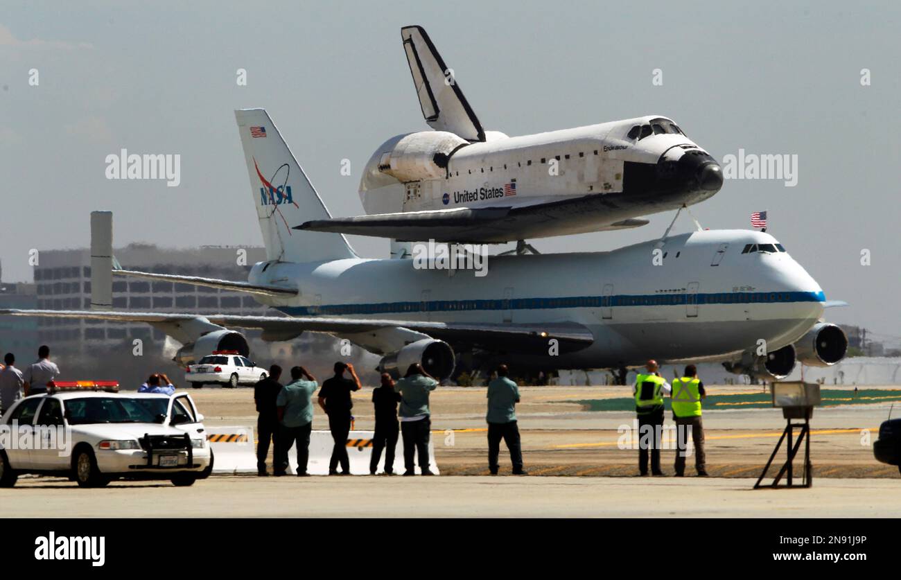 New International Airport Space Shuttle