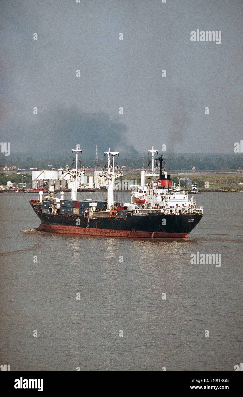 A ship moves into the Houston Ship Channel as ruptured pipelines burn ...