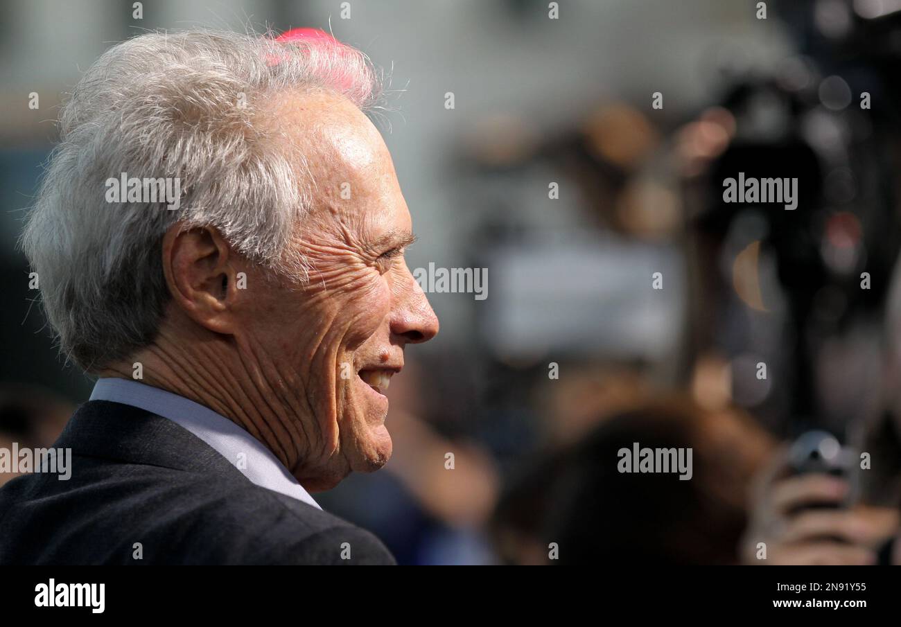 Cast member Clint Eastwood attends the premiere of "Trouble With the ...