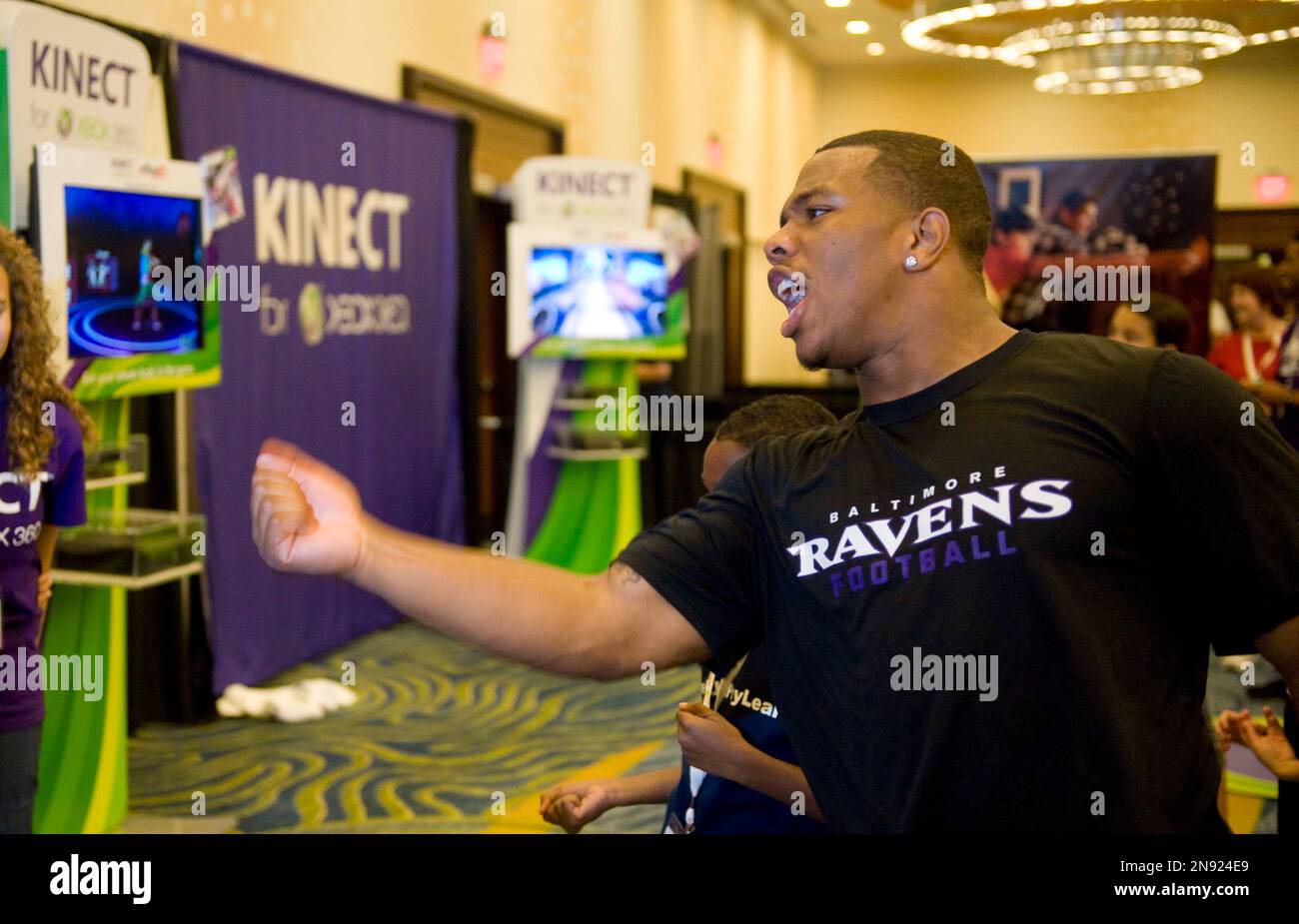 Baltimore Ravens running back Ray Rice boxes on Kinect for Xbox 360 at ...