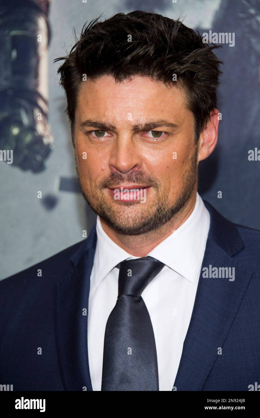 Karl Urban attends the "Dredd 3D" premiere on Tuesday, Sept. 18, 2012 ...