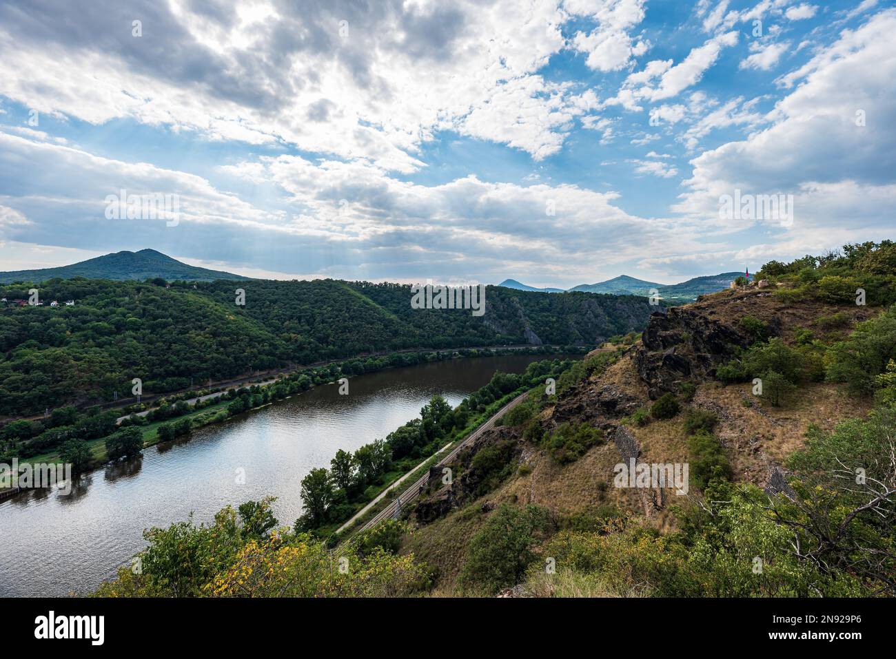 Tri krize hi-res stock photography and images - Alamy