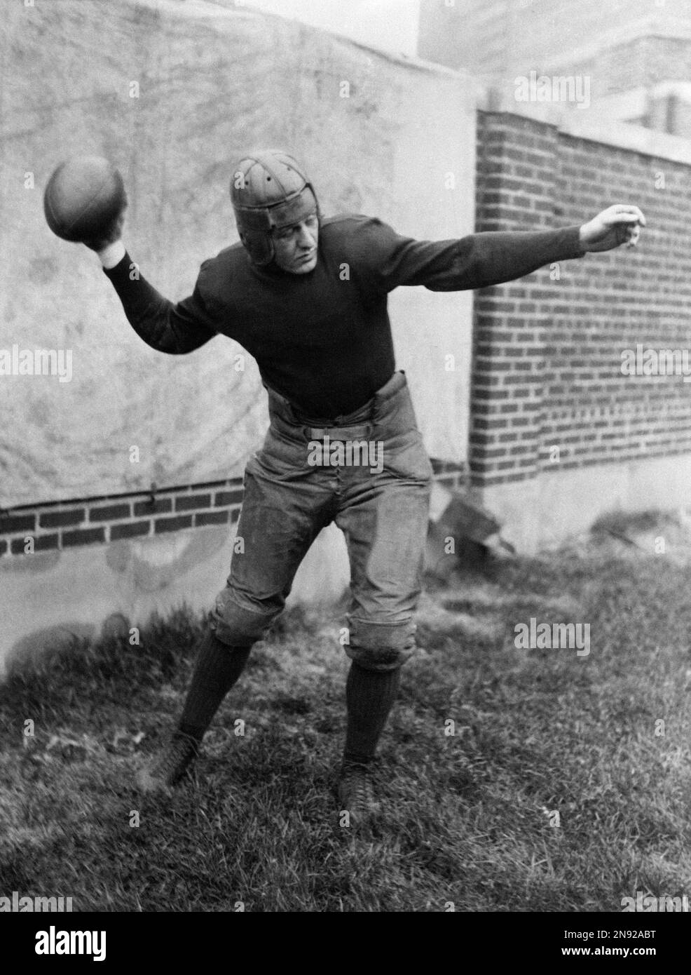 Action player pose sports throw uniform hi-res stock photography and ...