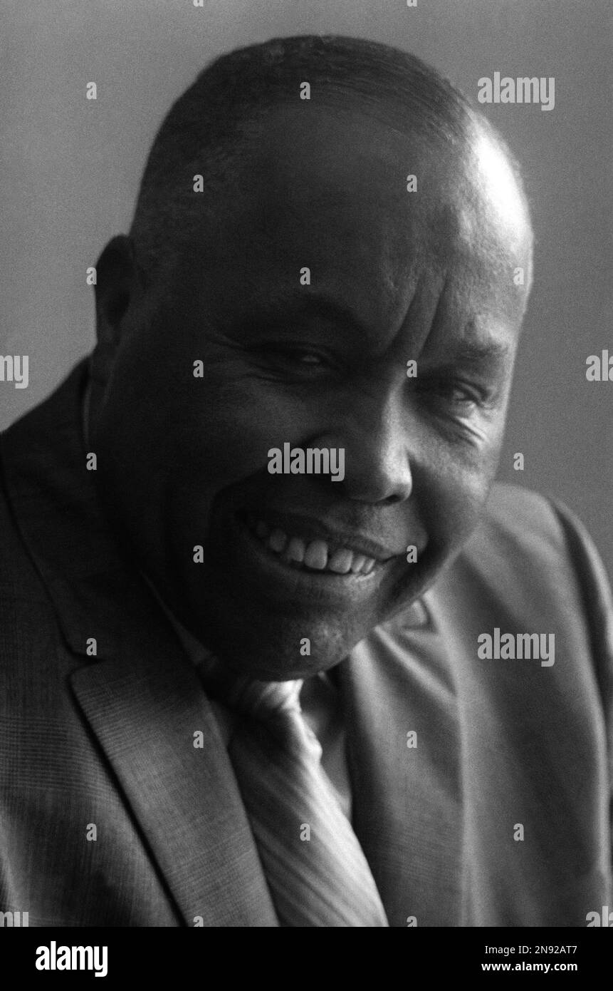 Emmett Ashford, the first African American umpire to work in a World ...