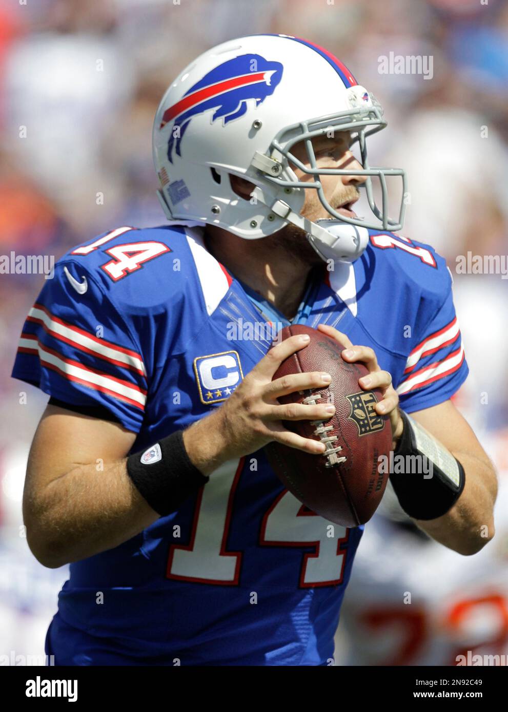Buffalo Bills' Ryan Fitzpatrick throws against the Kansas City Chiefs ...